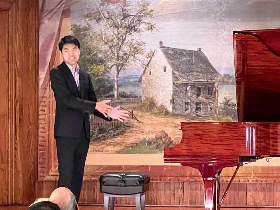 Spectacular Virtuosity & Eloquent Storytelling – Pianist Sean Chen ...